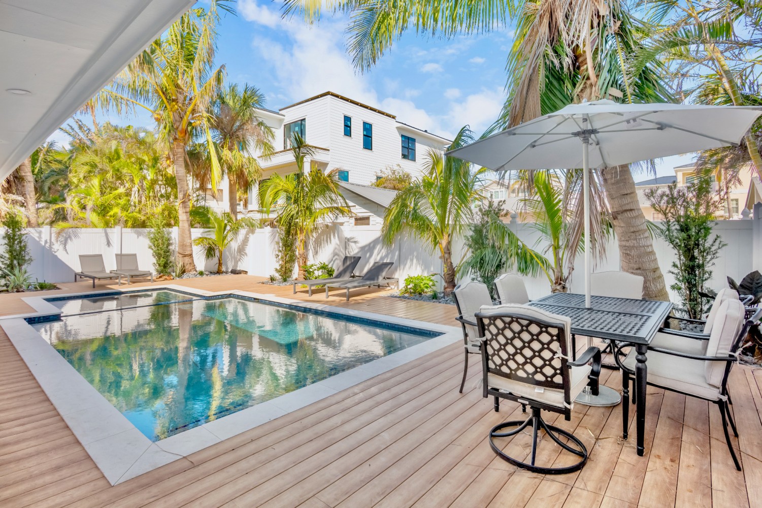 Anna Maria Island Hotels | Anna Maria Island Inn